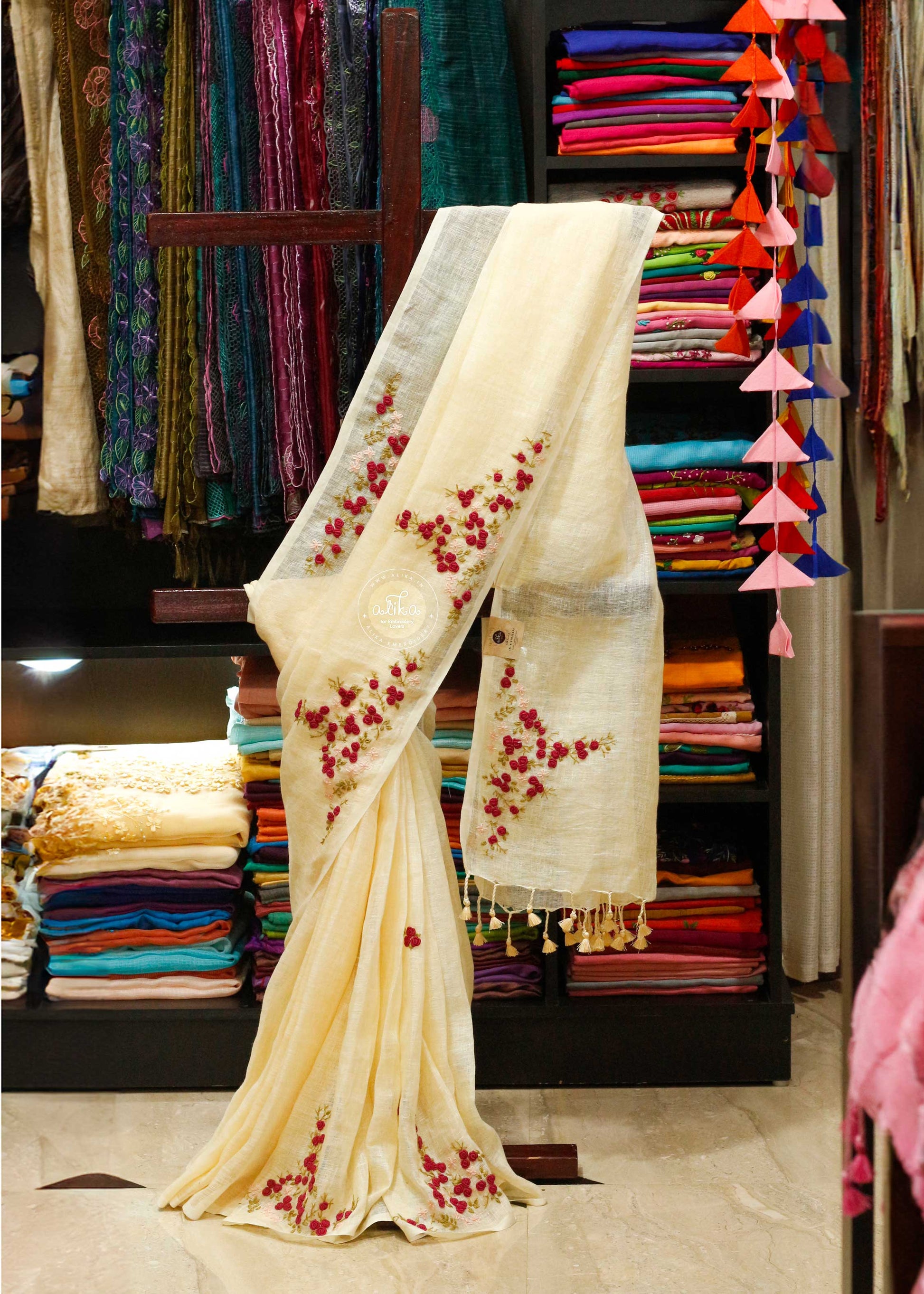 Elegant Cream Linen Saree with Exquisite Bullion Work – ALIKA FASHION STORE